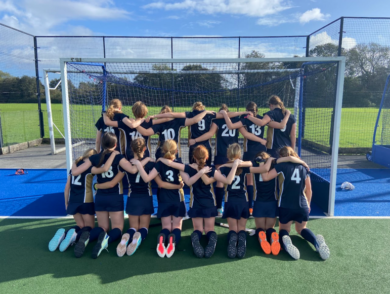 Years 8 and 9 Hockey and Netball Tour - News - Tunbridge Wells Girls ...